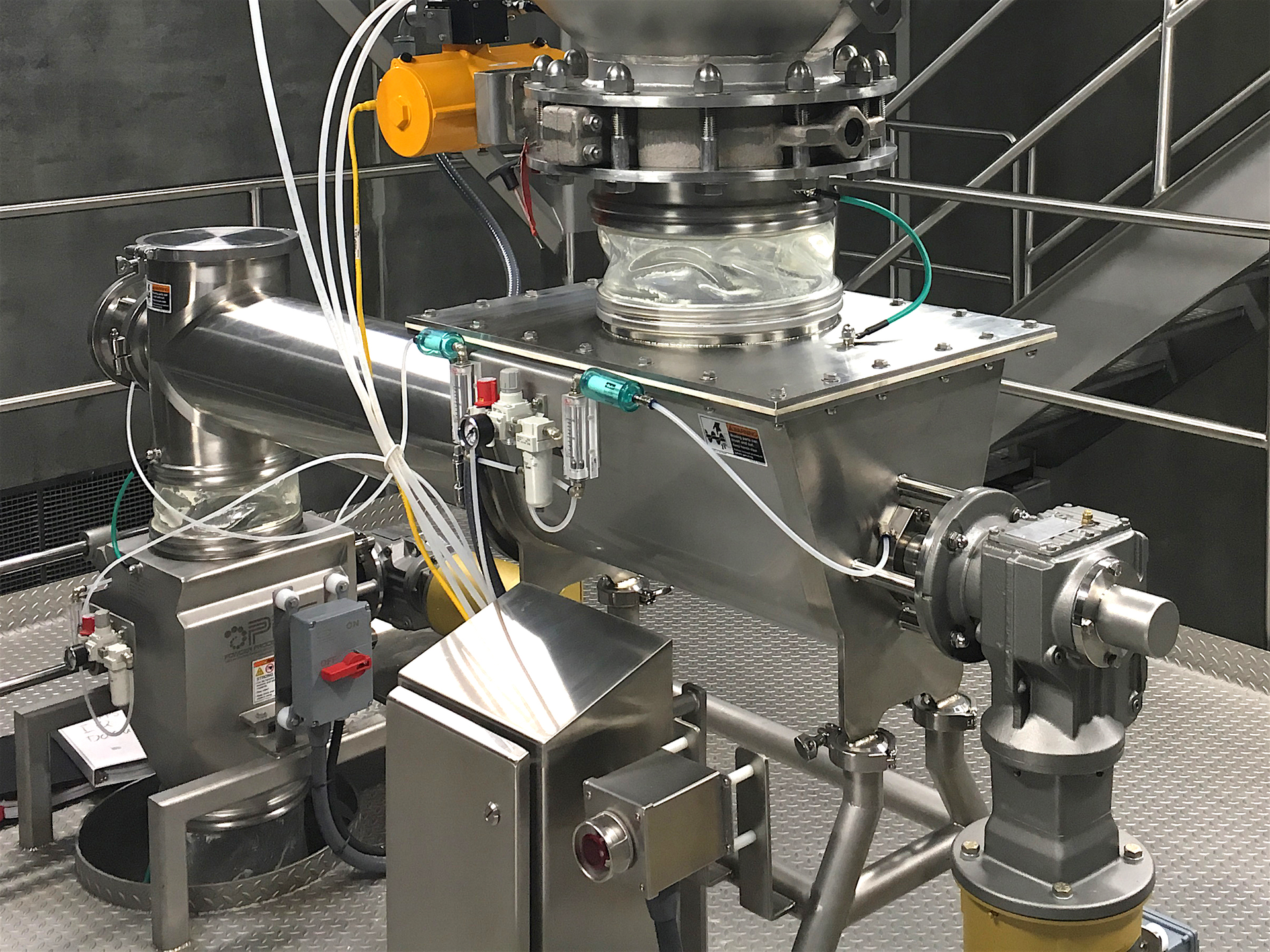 How feeder design impacts silo discharge | Processing Magazine